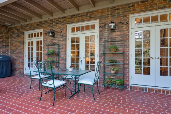 Red Brick Patio Ideas | DIY Paver Designs & Pictues
